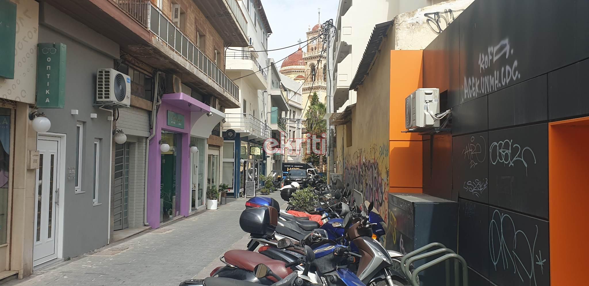 Ηράκλειο - οδός Καρτερού: Υποβάθμιση και αδιαφορία στην καρδιά της ...