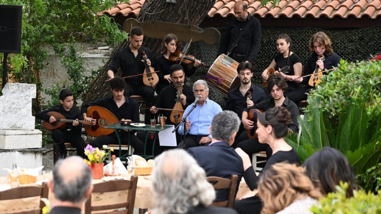 Οι πρωταγωνιστές του “Σασμού” και ο Βασίλης Σκουλάς στο Ηράκλειο ...