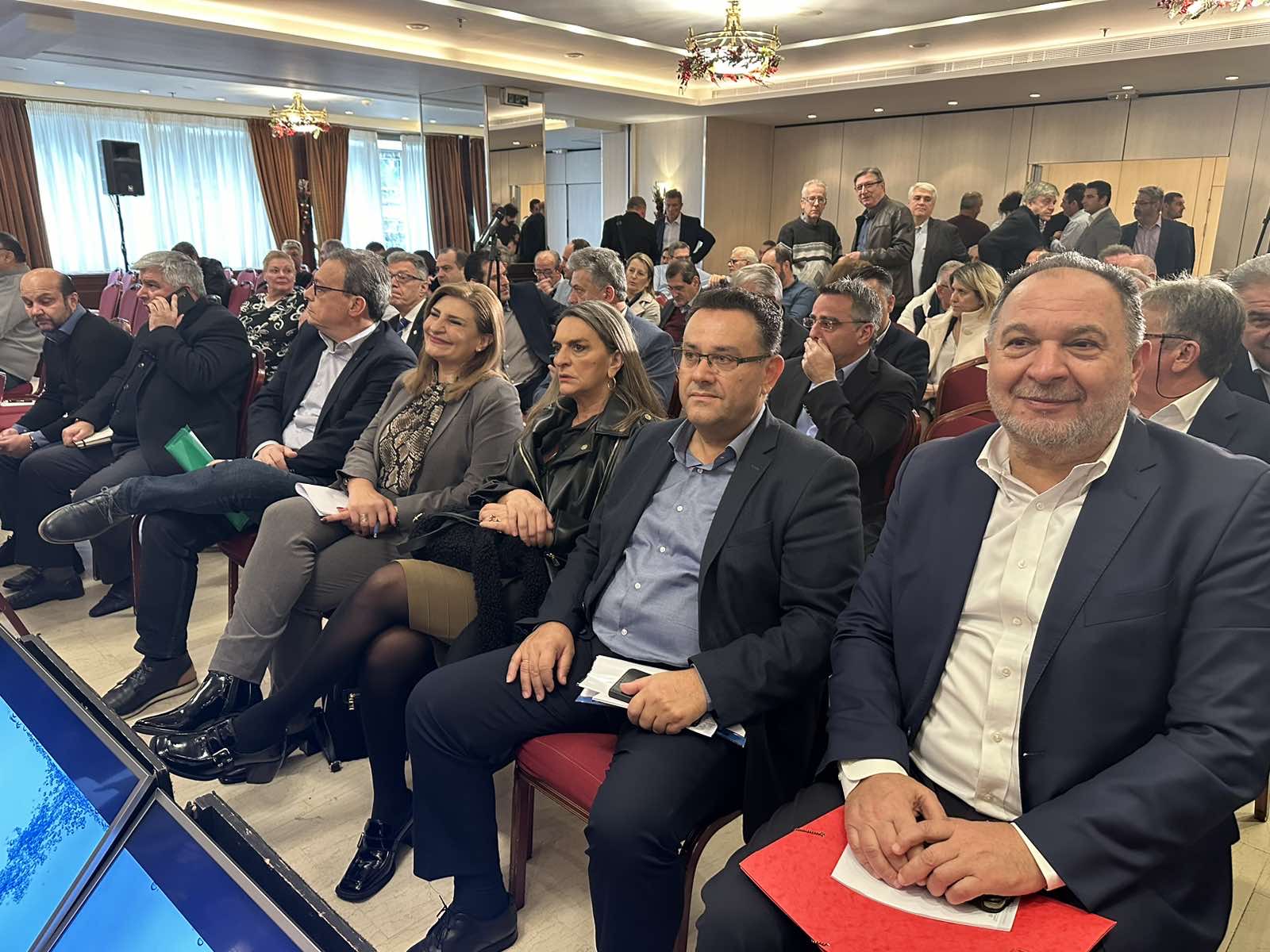 ΠΕΔ Κρήτης: Στην Αθήνα μέλη της διοίκησης για το μέλλον των Δ.Ε.Υ.Α ...