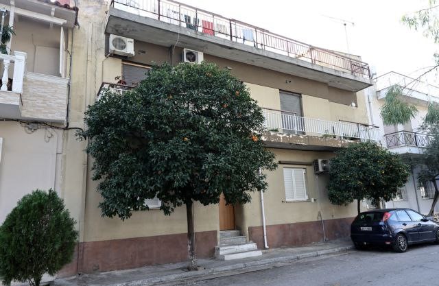 Έγκλημα στο Περιστέρι: Στη φυλακή ο 35χρονος που σκότωσε τον πατέρα του ...