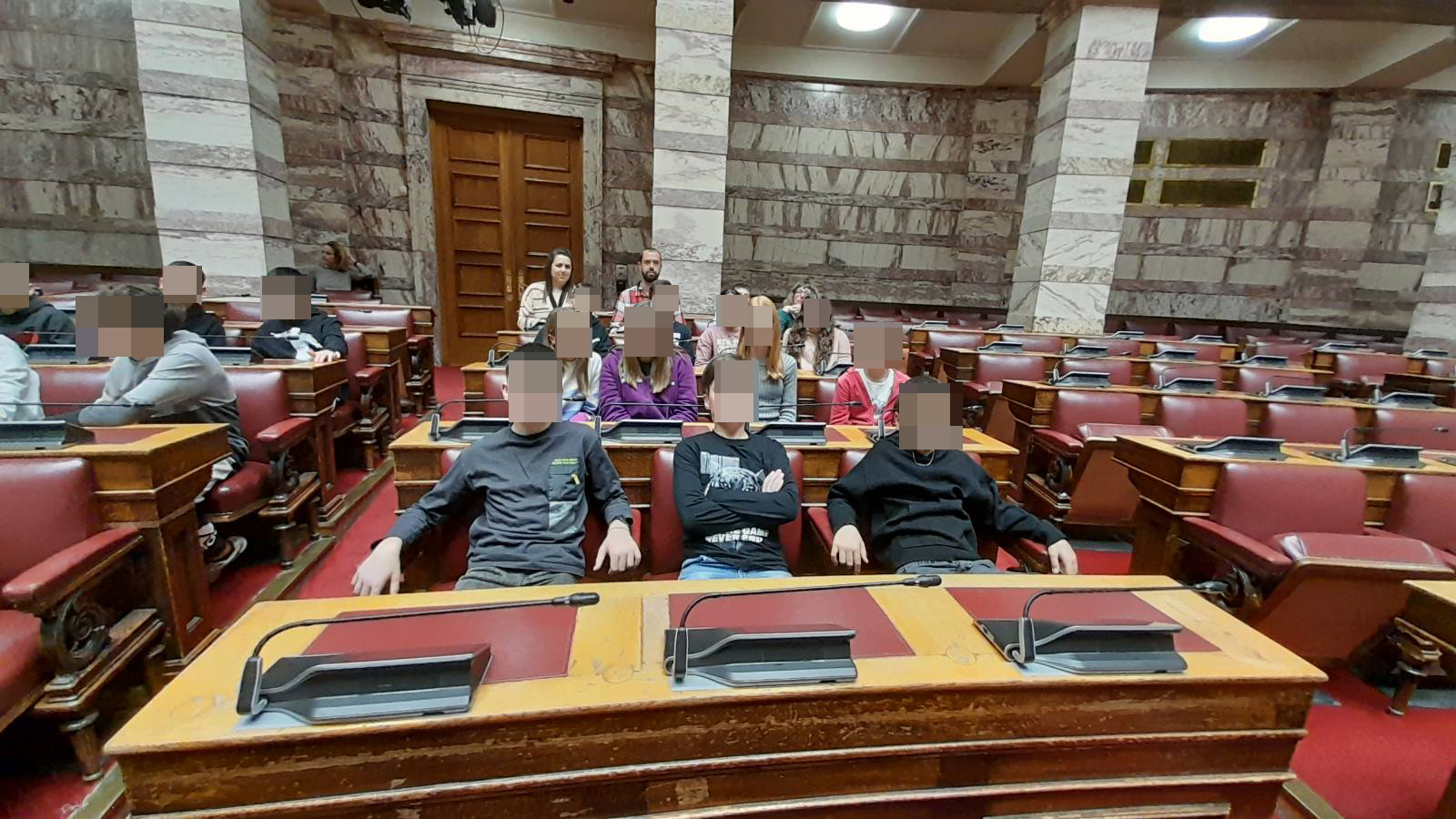 Μαθητές από το Οροπέδιο Λασιθίου επισκέφθηκαν τη Βουλή | ekriti.gr
