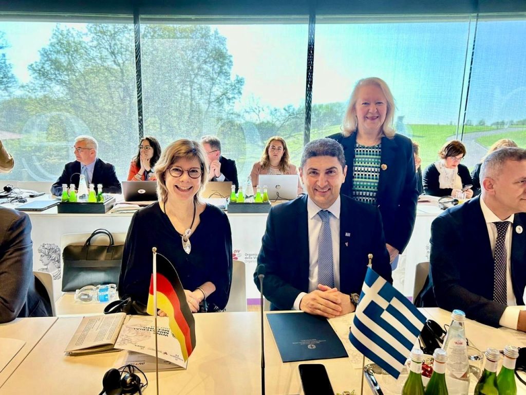 Αυγενάκης: Οι τρεις άξονες για την προώθηση αμπελοοινικών προϊόντων ...