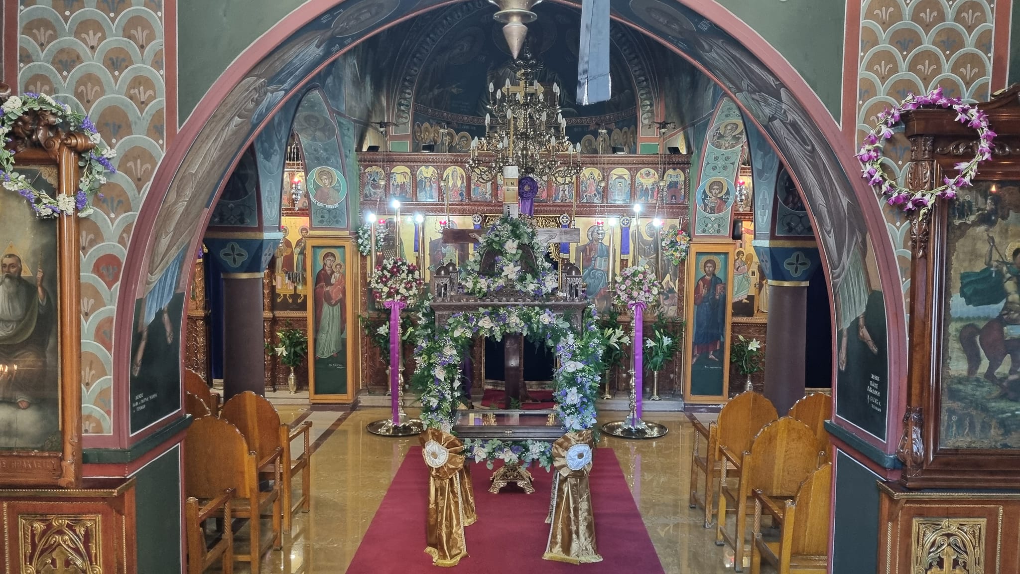 Κρήτη: Εντυπωσιάζουν οι στολισμένοι Επιτάφιοι (φωτογραφίες) | ekriti.gr