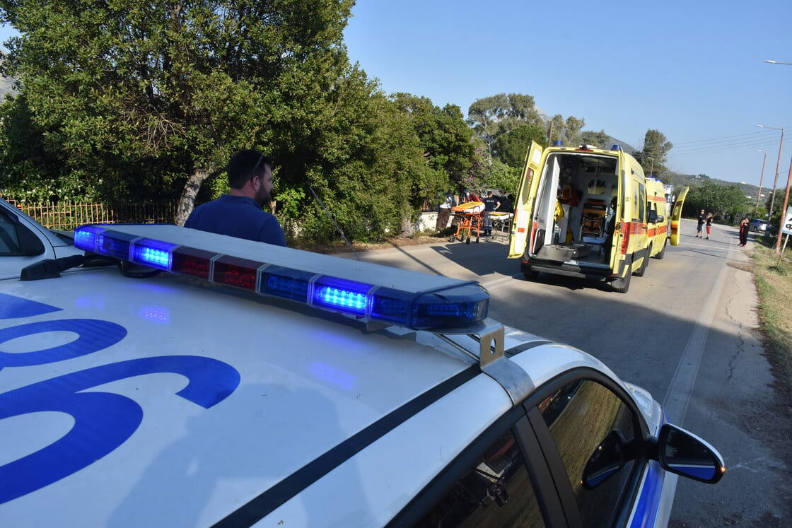 Κέρκυρα: Συνεθλίβη η θέση του οδηγού του τουριστικού λεωφορείου που ...