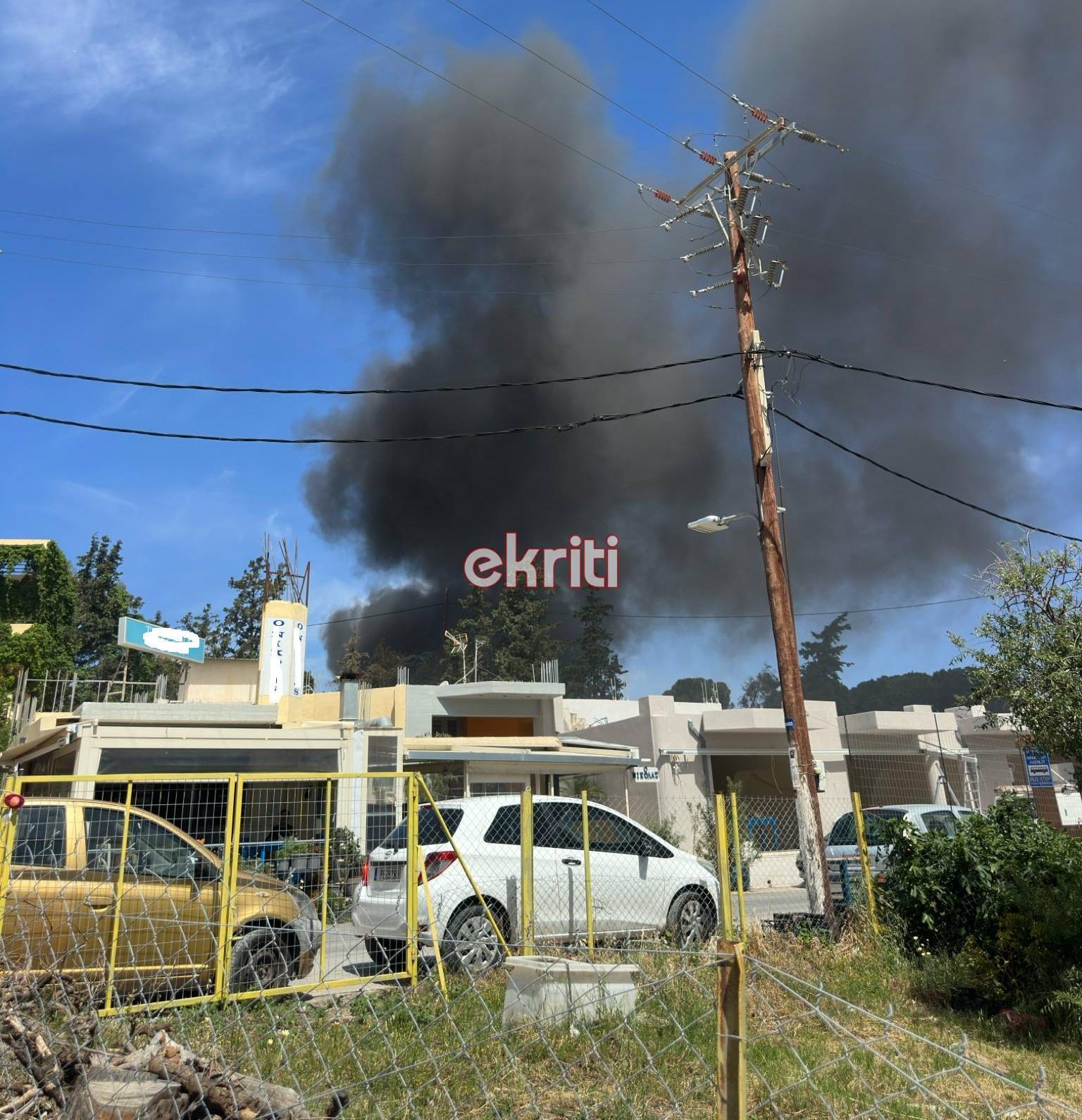 Συναγερμός για φωτιά στην Αγία Πελαγία (εικόνες) | ekriti.gr