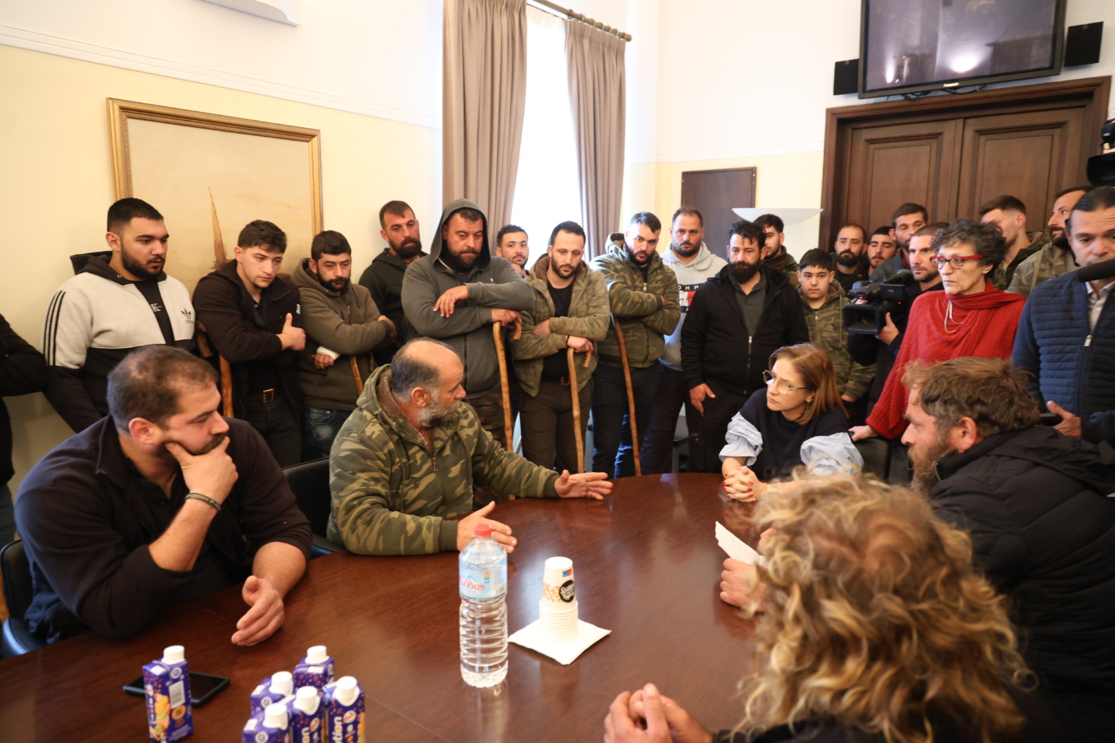 Στην Αποκεντρωμένη Διοίκηση Κρήτης οι αγροτοκτηνοτρόφοι | ekriti.gr