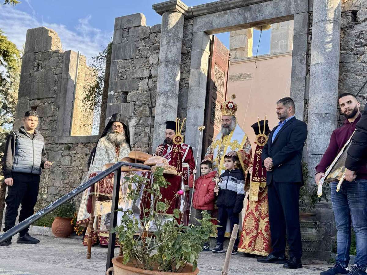 Χριστούγεννα στην Ιερά Μητρόπολη Ρεθύμνης και Αυλοποτάμου (εικόνες ...