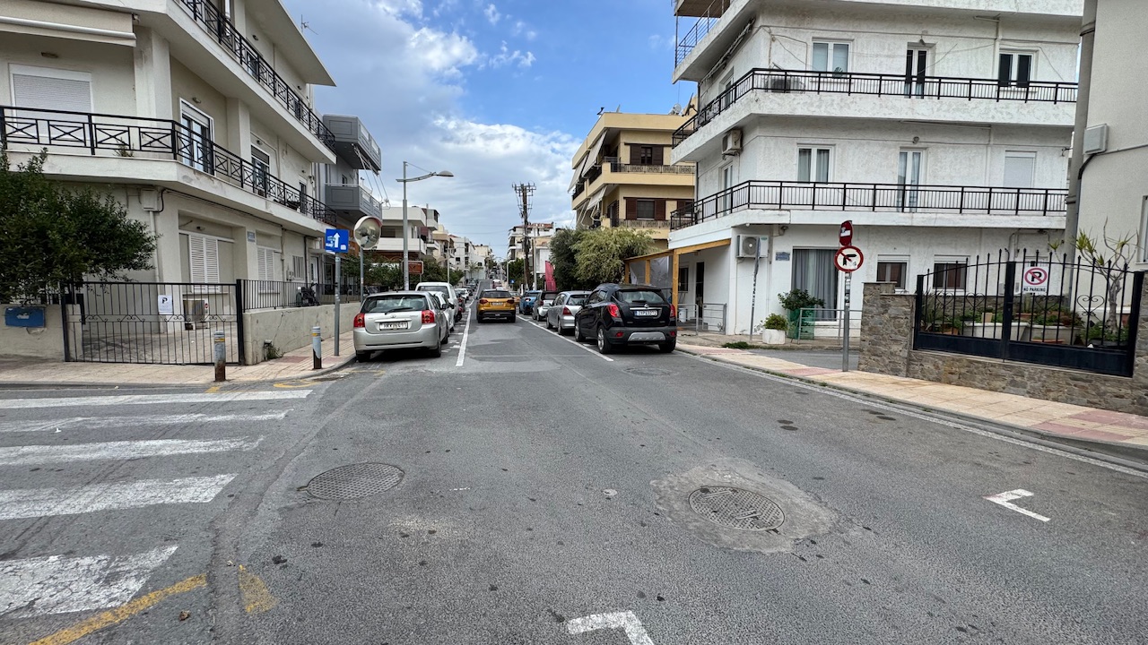 Ηράκλειο: Ερήμωσαν οι λαϊκές αγορές από την απεργία των παραγωγών ...