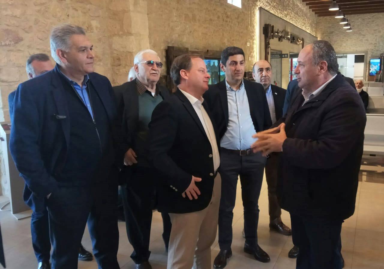 Καραμανλής - Αυγενάκης στο ΚΤΕΛ Ηρακλείου - Λασιθίου (φωτογραφίες ...