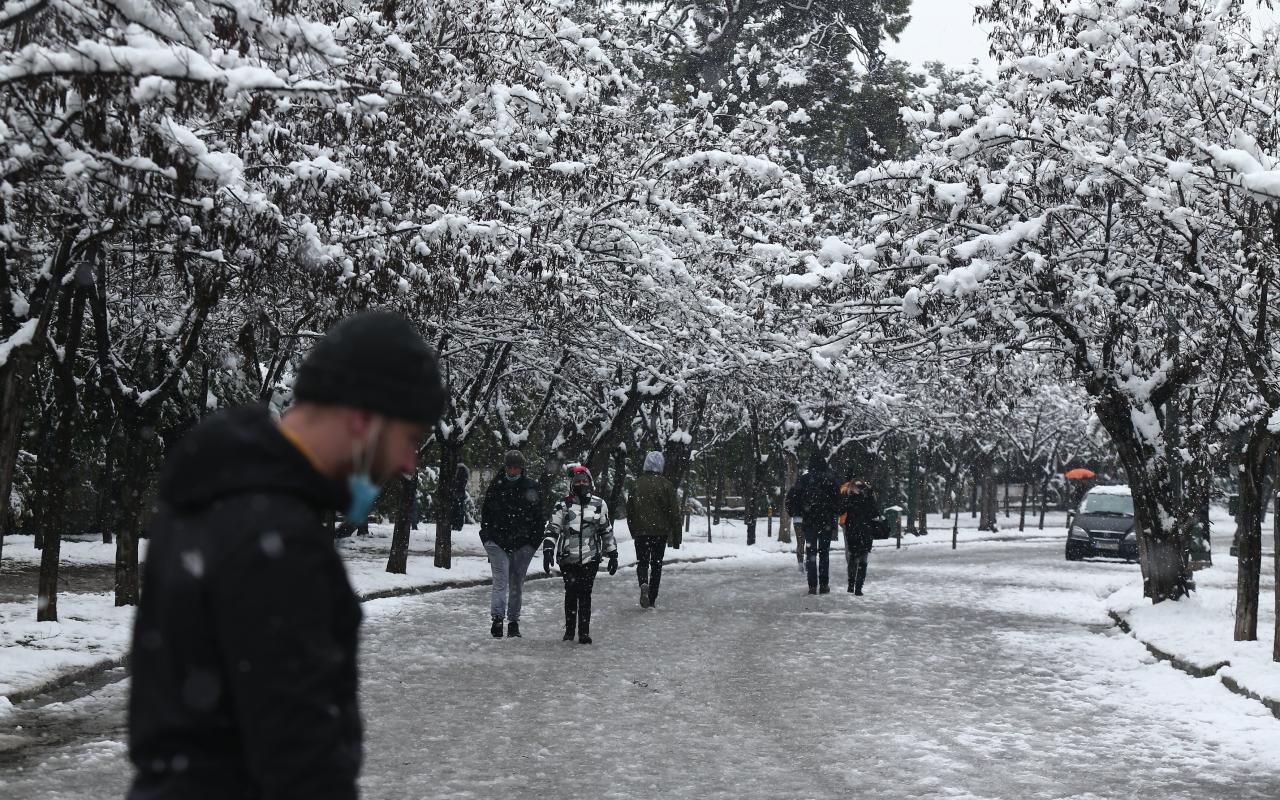 Κακοκαιρία «Ελπίδα»: Χιουμοριστική ανάρτηση της ΕΛ.ΑΣ «μην πας για ...