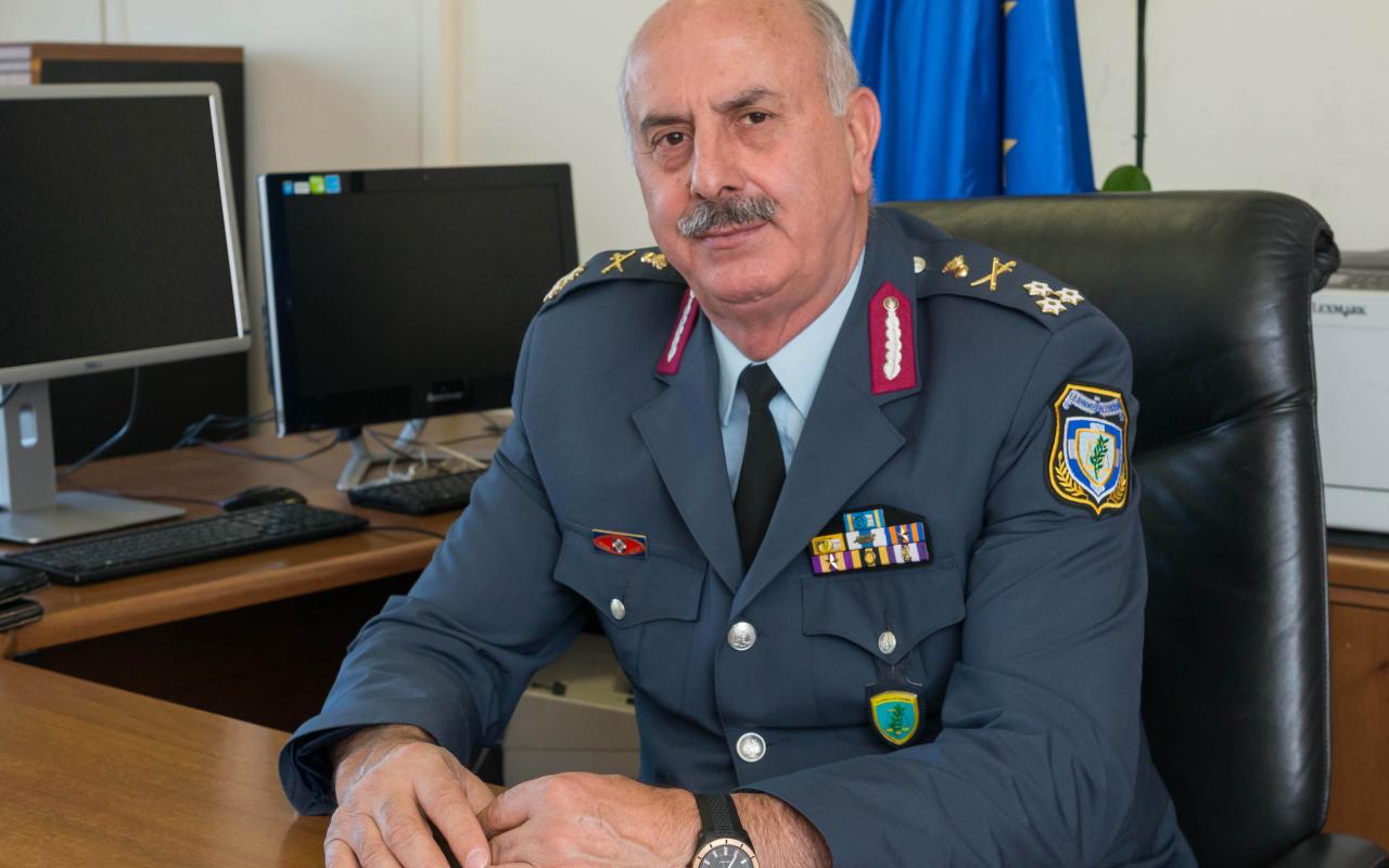 Κρίσεις στην ΕΛ.ΑΣ: "Βγάζει τη στολή" και αποχαιρετά ο Κώστας ...