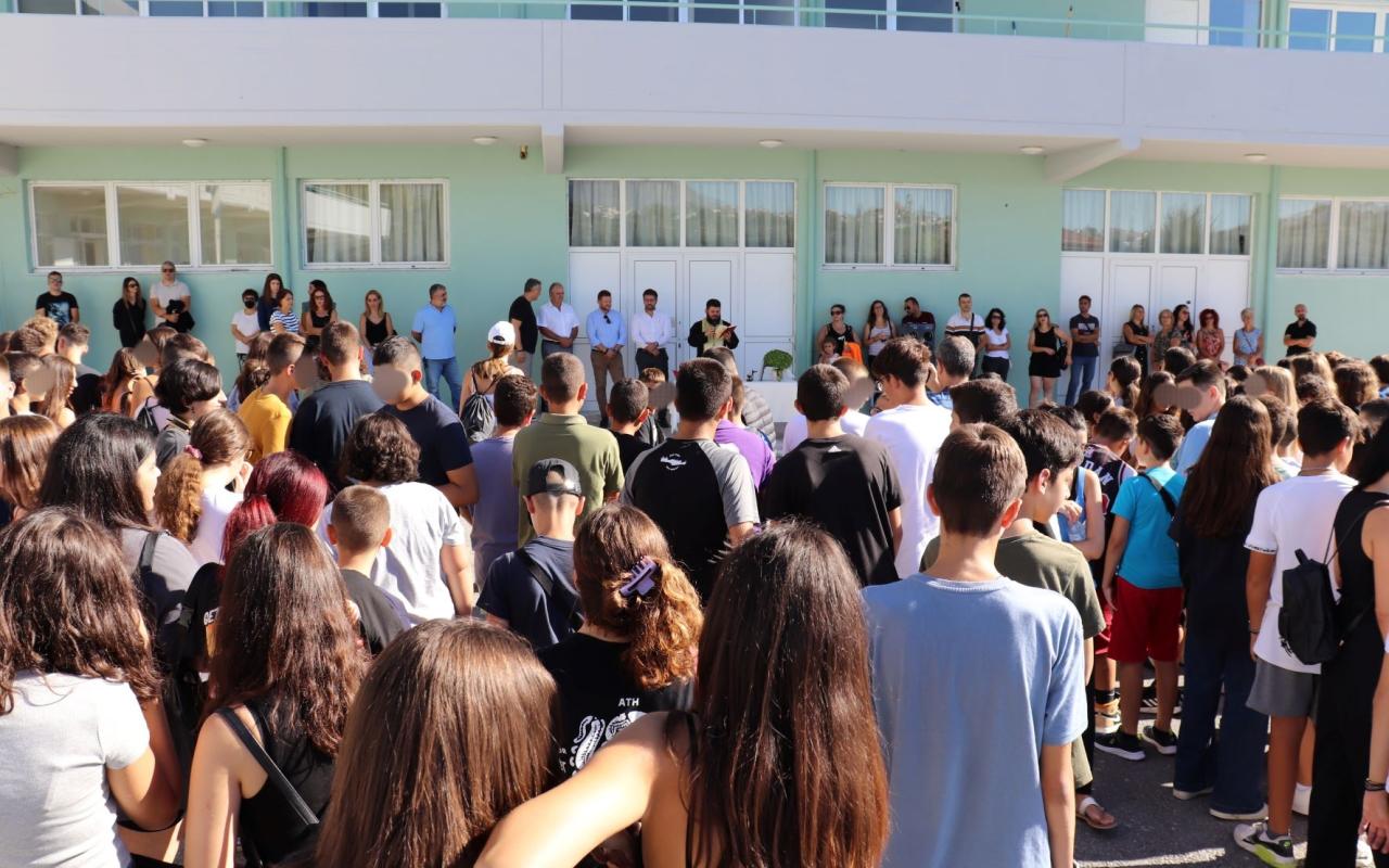 Μενέλαος Μποκέας: Επισκέφθηκε σχολεία σε Γάζι, Κρουσώνα και Τύλισο για ...