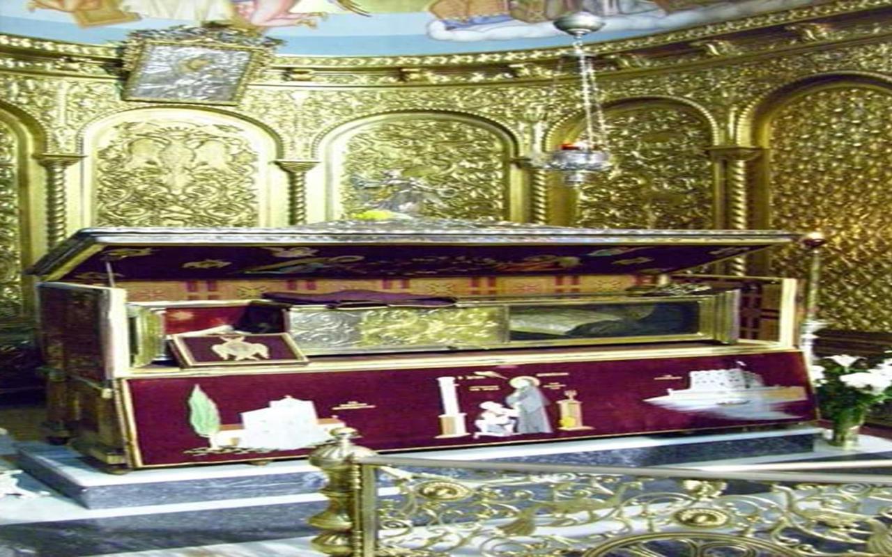 Ζάκυνθος: Στον Άγιο Διονύσιο ιερούργησαν ο Αρχιεπίσκοπος Κρήτης και ο ...