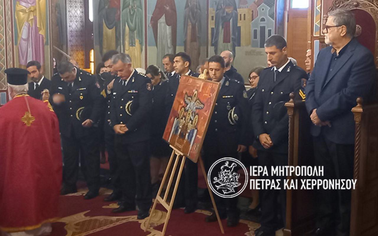 Μητρόπολη Πέτρας και Χερονήσου: Γιορτάστηκαν οι προστάτες του ...