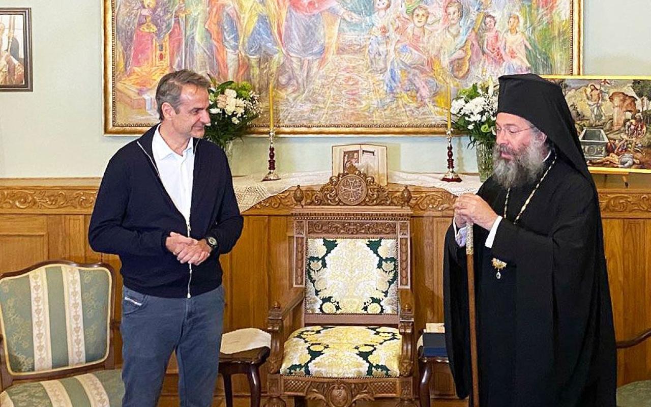 Κρήτη: Ο Κυριάκος Μητσοτάκης στην Ιερά Μητρόπολη Ρεθύμνης και ...