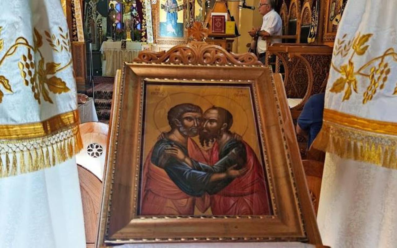 Κάτω Καλέσα: Γιορτάζουν τους προστάτες τους Αποστόλους Πέτρο και Παύλο ...