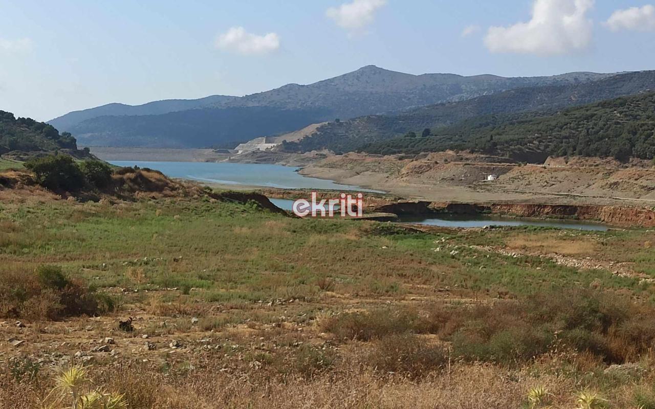 "Πιάνει πάτο" το Φράγμα Αποσελέμη - Ελάχιστο το νερό (φωτογραφίες ...