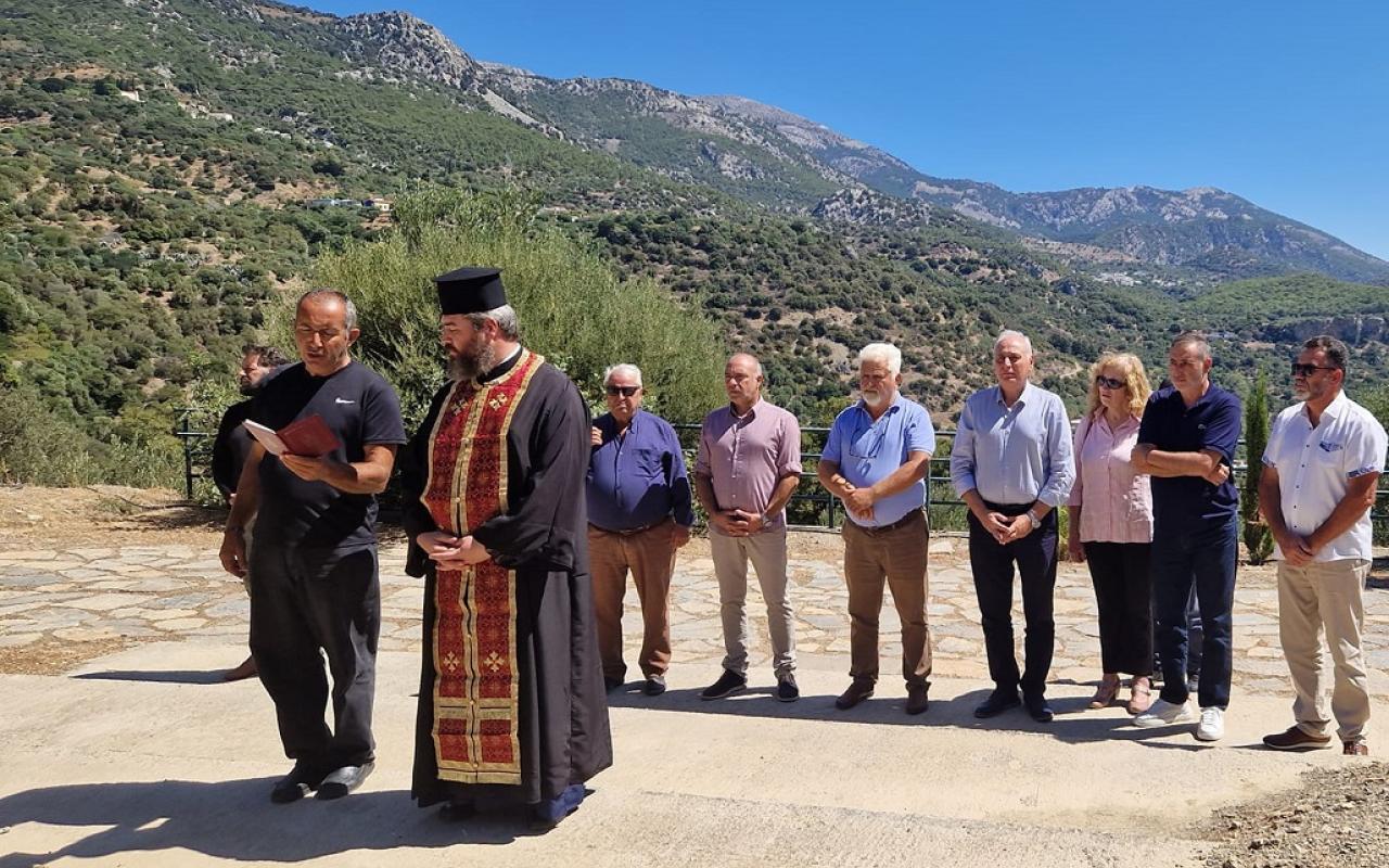 Στα μνημόσυνα για το Ολοκαύτωμα της Βιάννου ο Παύλος Μπαριτάκης | ekriti.gr