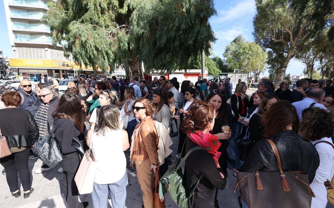 Ηράκλειο: Οι επαγγελματίες διαδήλωσαν ενάντια στο φορολογικό νομοσχέδιο ...