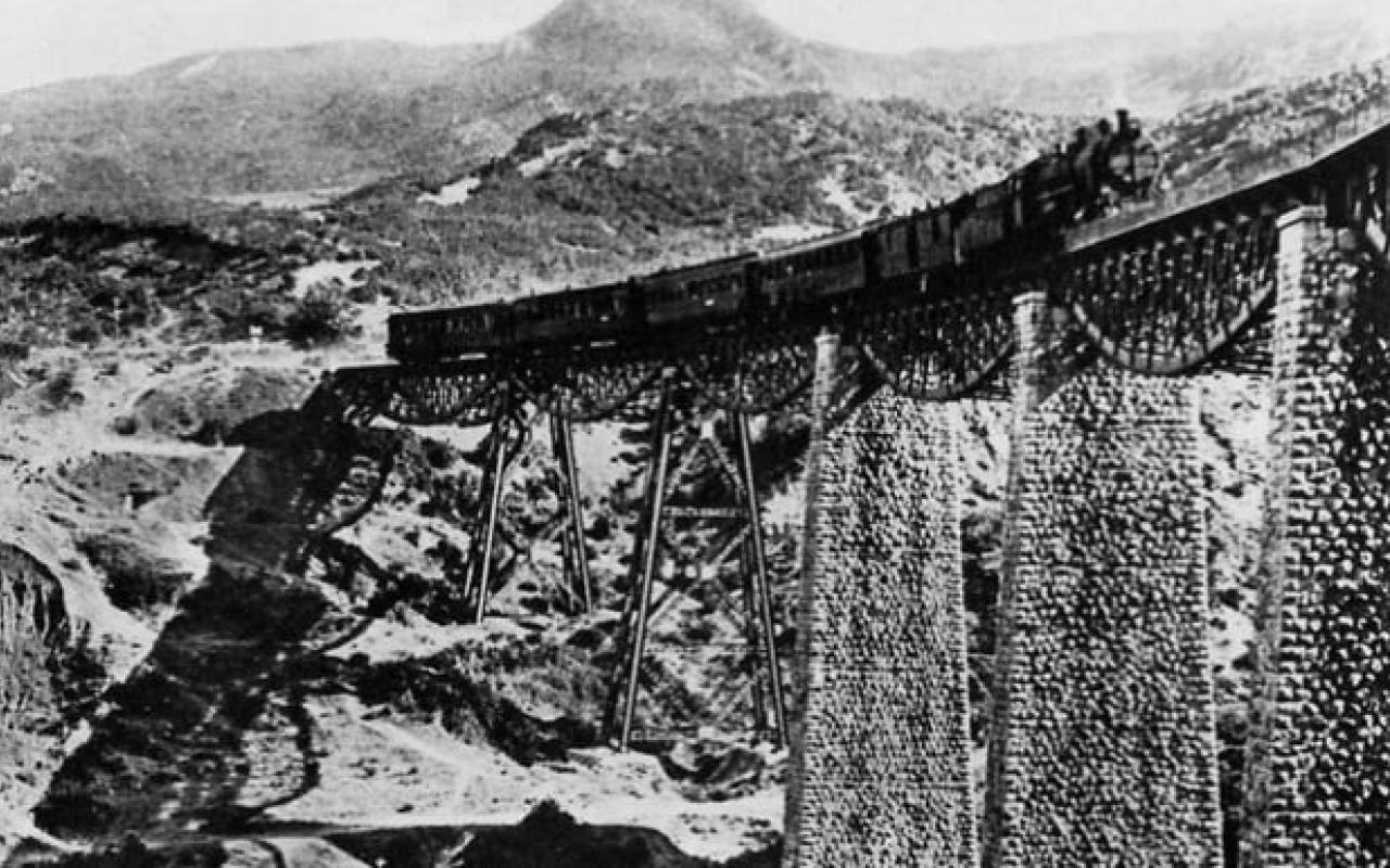 Γοργοπόταμος: Κορυφαία αντιστασιακή πράξη η ανατίναξη της γέφυρας ...