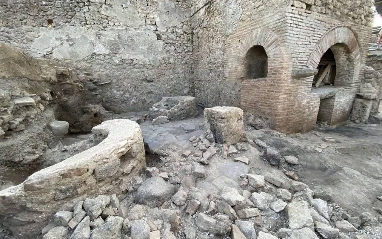 Πομπηία: Βρέθηκε ένας φούρνος-φυλακή όπου εκμεταλλεύονταν σκλάβους ...