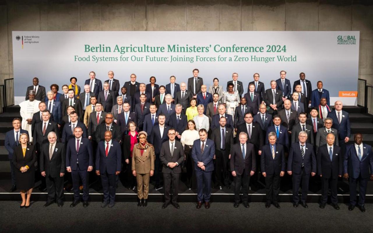 Λευτέρης Αυγενάκης: Υποκινούμενη η προσπάθεια να βγουν οι αγρότες στον ...