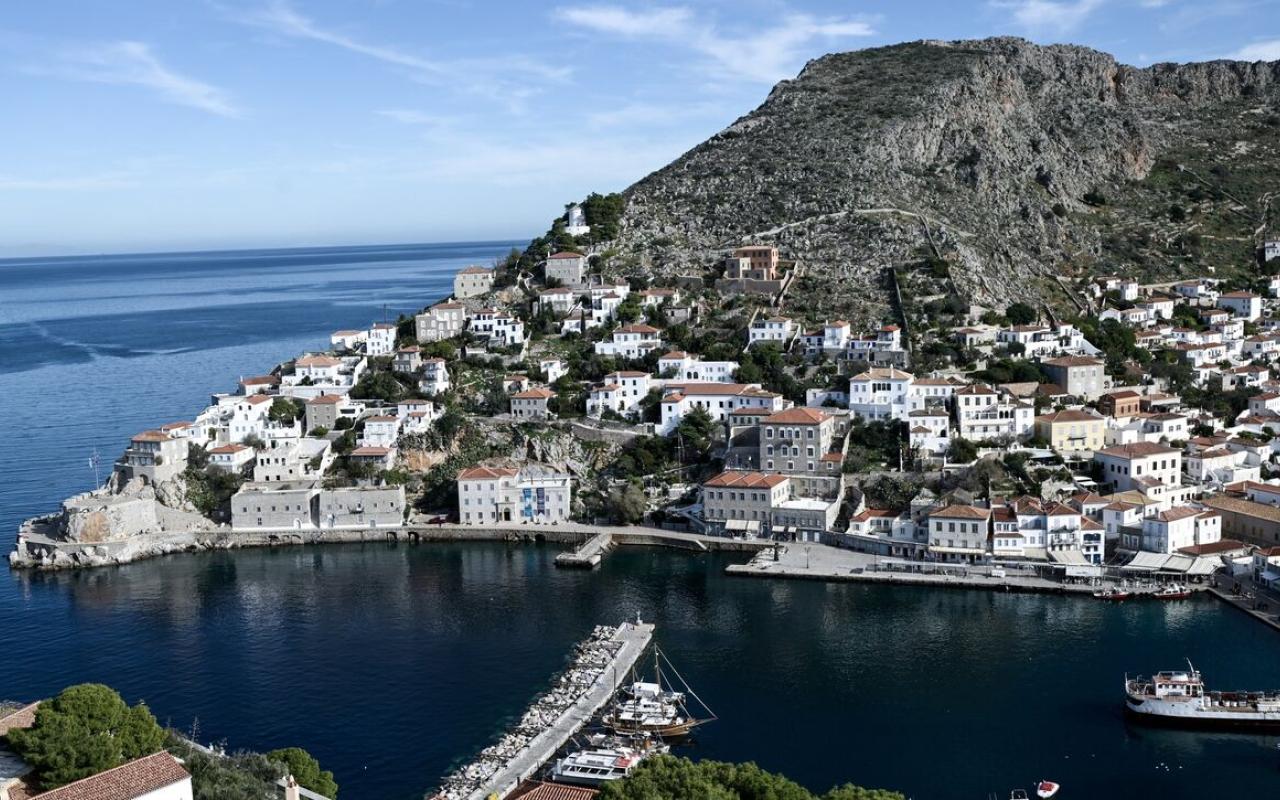 Υδρα: Ψαράς εντόπισε πτώμα άνδρα ανοιχτά της Ζούρβας | ekriti.gr