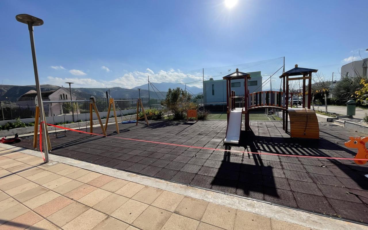 Ηράκλειο: Ανακαινίσθηκε η παιδική χαρά στο Παιδικό Χωριό SOS | ekriti.gr