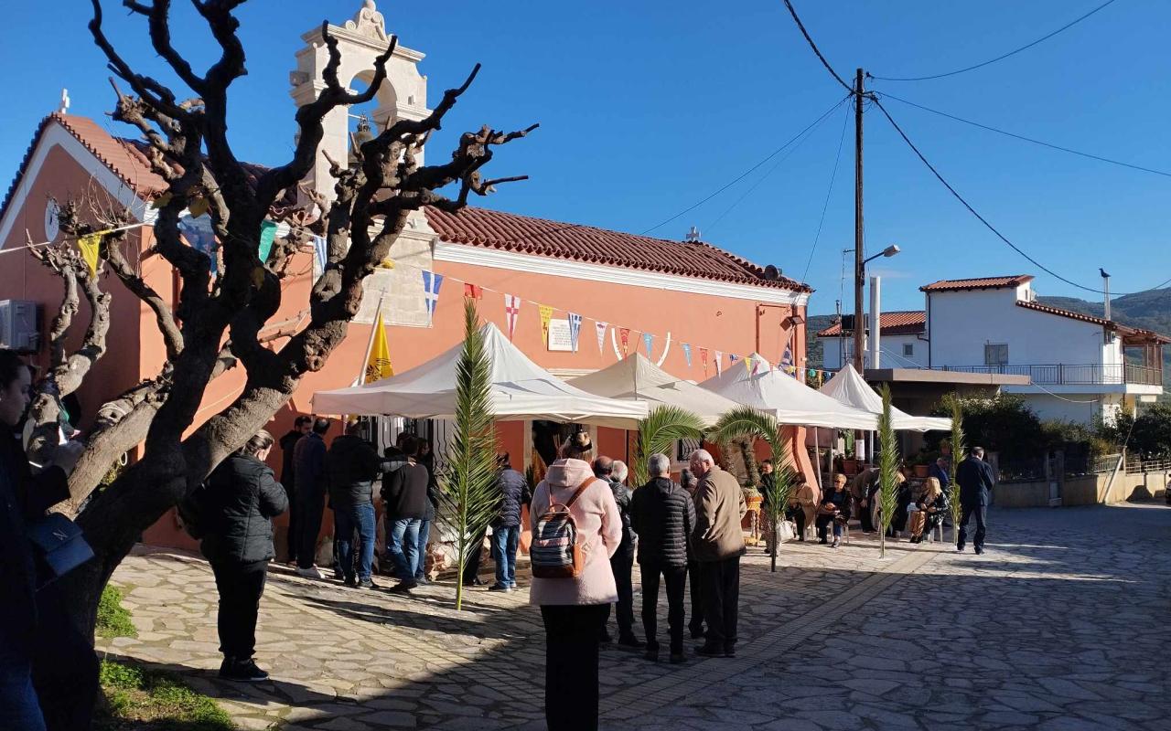 Ηράκλειο: Mε λαμπρότητα γιορτάστηκε ο πολιούχος του Καστελλίου Άγιος ...