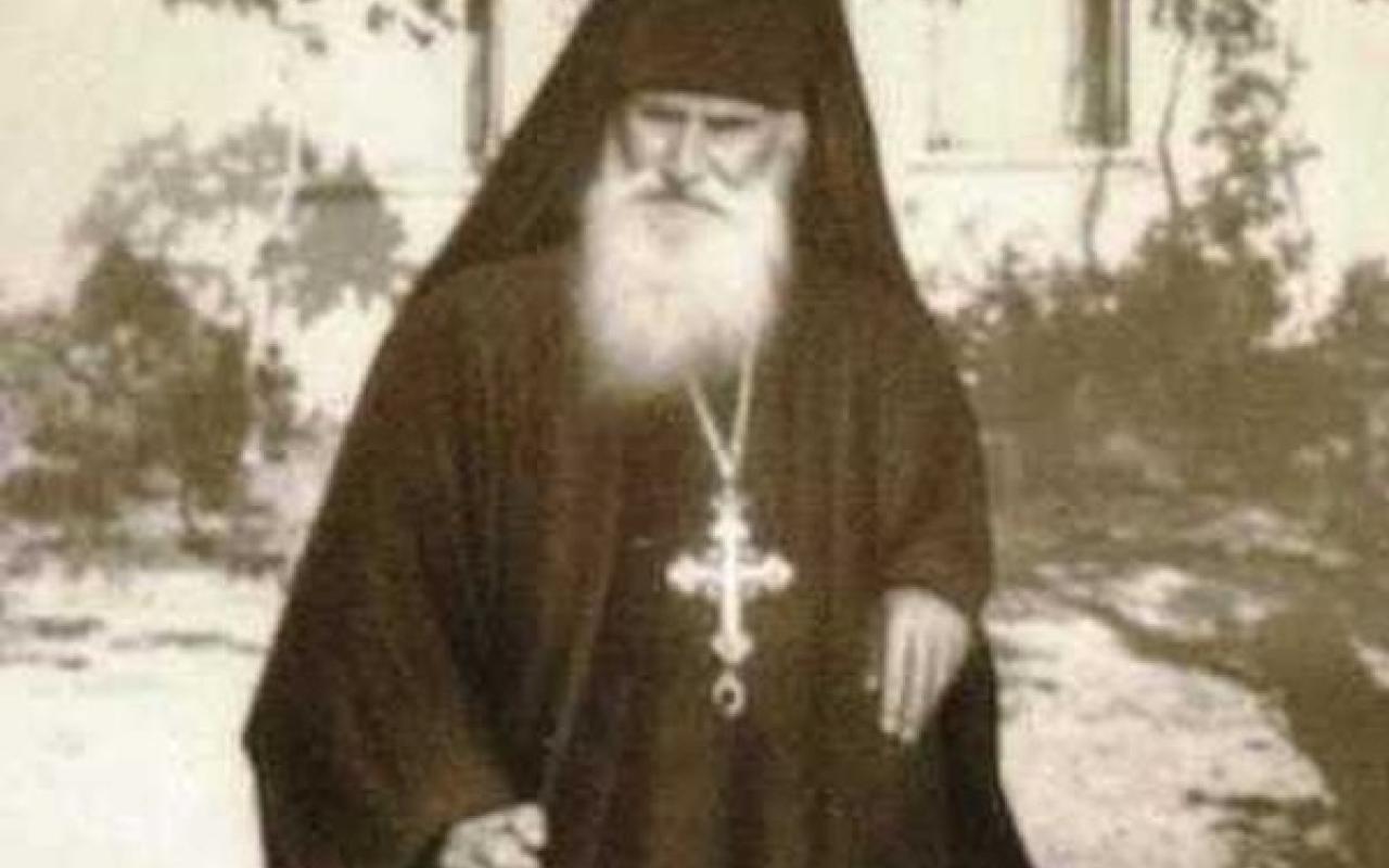 Όσιος Άνθιμος: Ο ιερέας των λεπρών και πνευματικός πατέρας του Αγίου ...