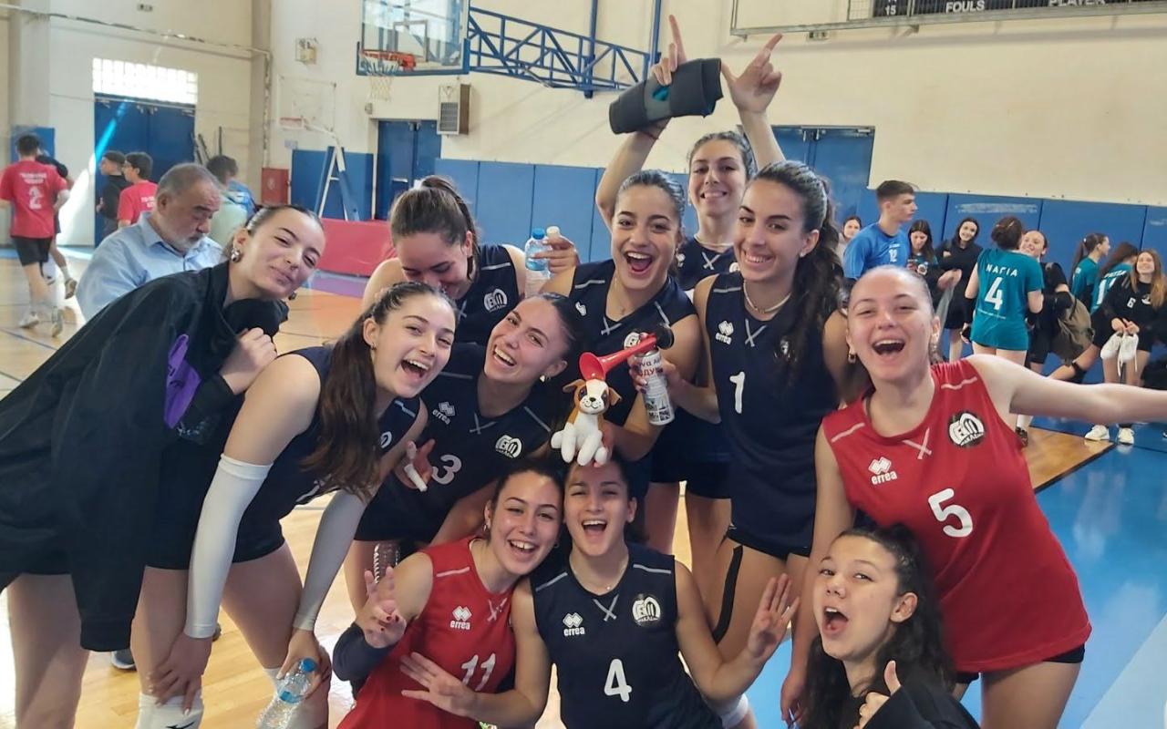 11ο ΓΕΛ Ηρακλείου: Τα κορίτσια του βόλει θα διεκδικήσουν το Πρωτάθλημα ...