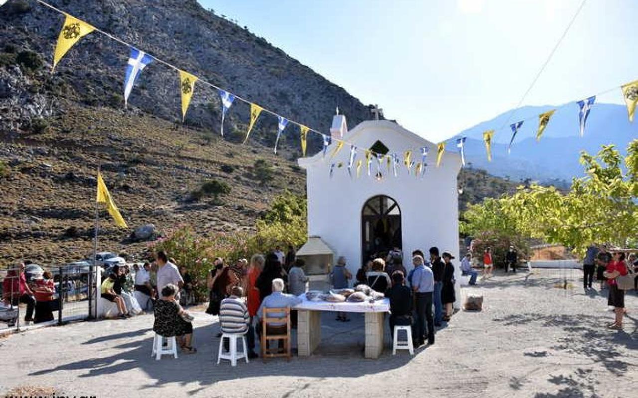 Κρήτες Άγιοι: Ο Σφακιανός νεομάρτυρας Άγιος Μανουήλ - Οι ναοί του σε ...