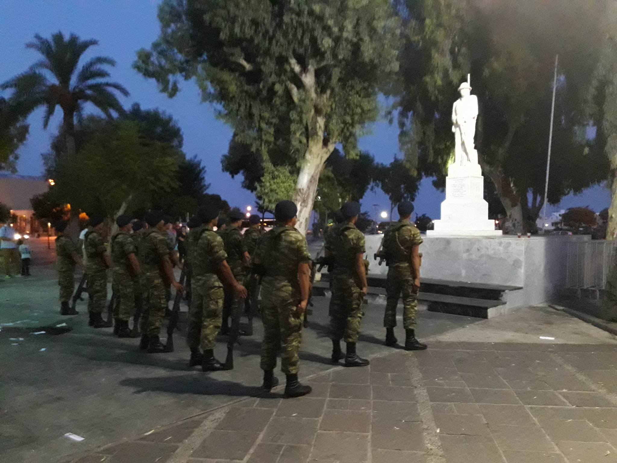 Ηράκλειο: Συγκίνησαν ψάλλοντας τον Εθνικό Ύμνο - ΣΤΡΑΤΙΩΤΙΚΑ ΘΕΜΑΤΑ ...